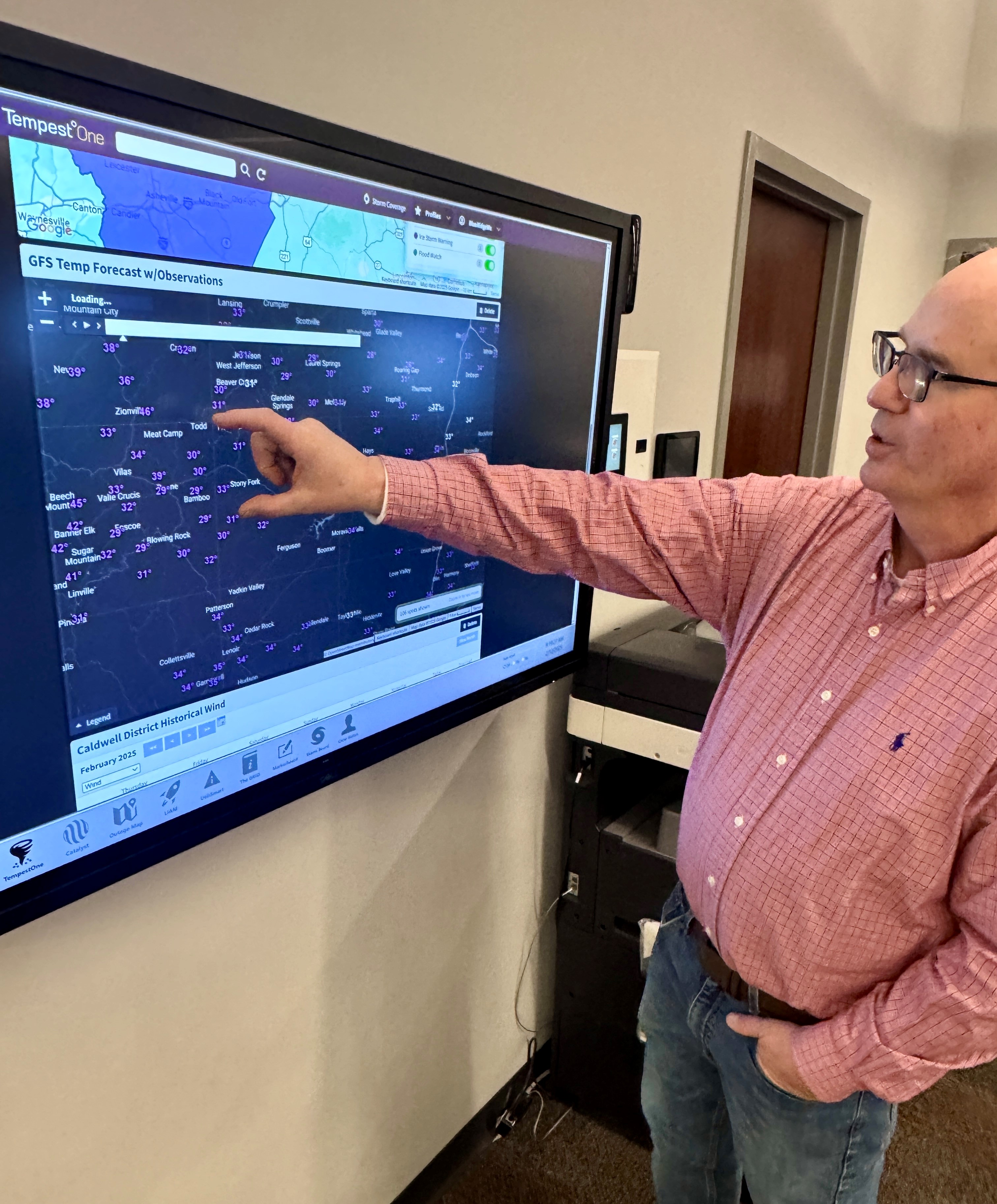 Blue Ridge Energy Crews Battling Ice to Restore Over 2,500 Outages as ...